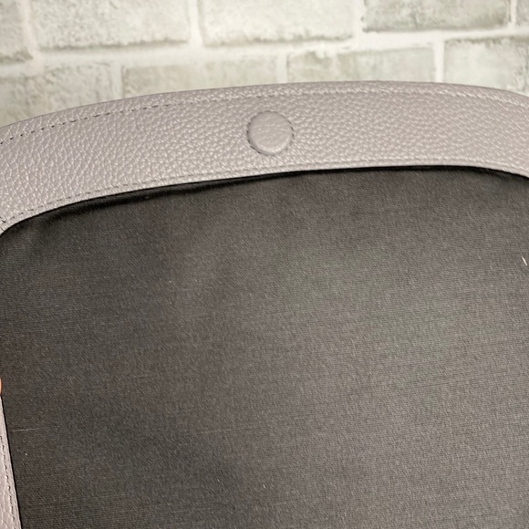 Marc Jacobs | Bags | Marc Jacobs Messenger Crossbody Bag In Shadey Grey ...